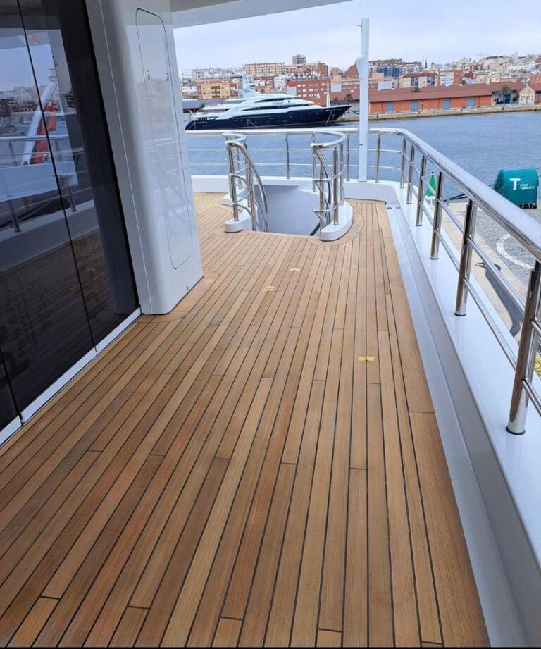 Todo lo que necesitas saber sobre cubiertas de Teka para barcos ...